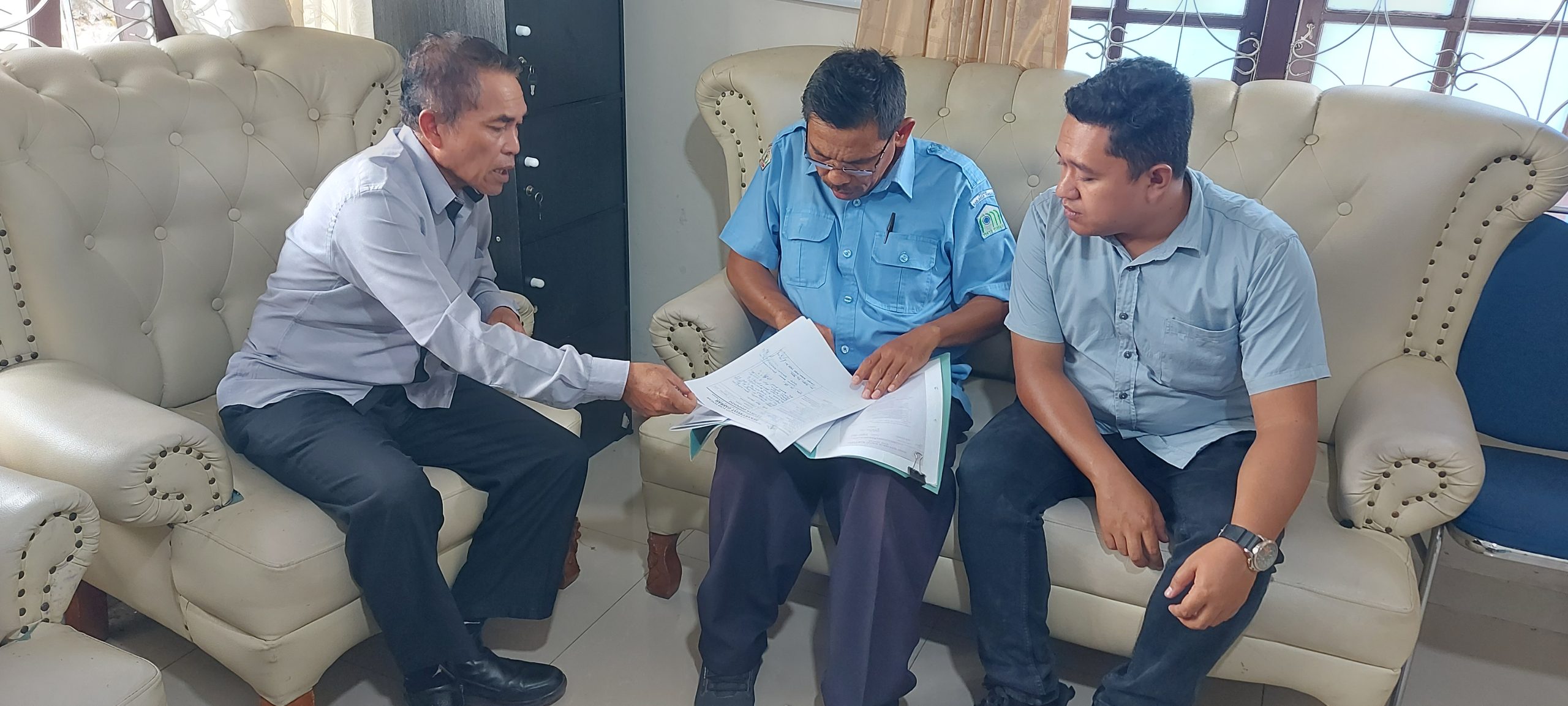 Keberanian Berbuat Dan Keterbatasan Sebagai Manusia Normal, Hidayat ...